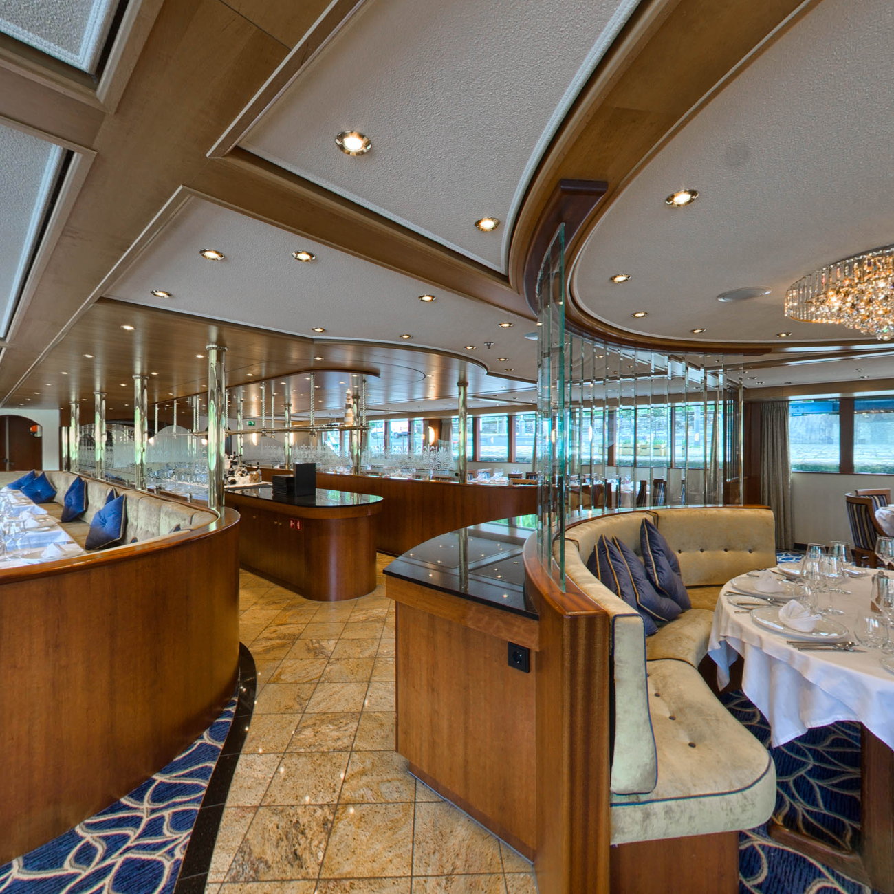 Compass Rose on ms Sapphire Cruise Ship - Cruise Critic