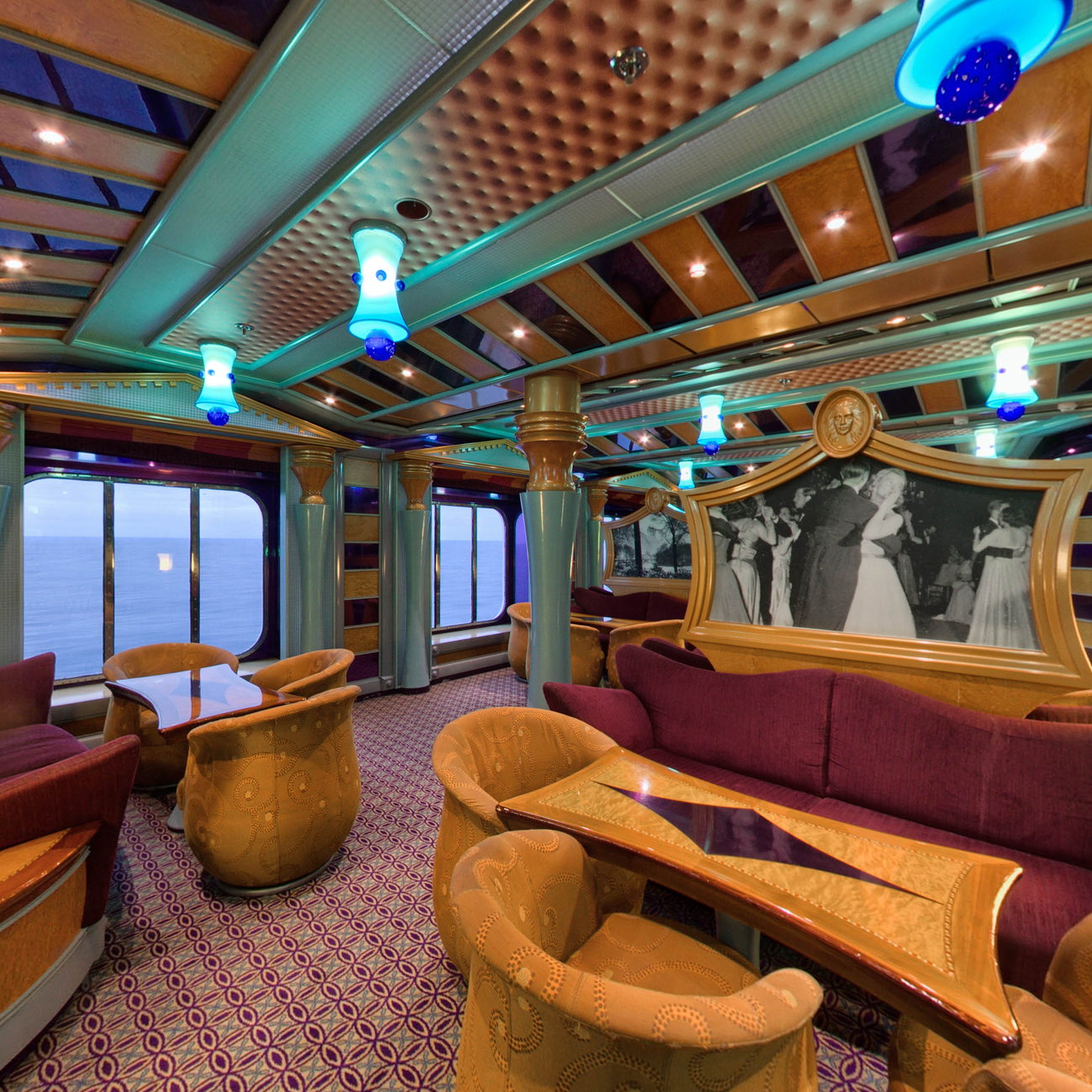 Carnival Miracle Atrium